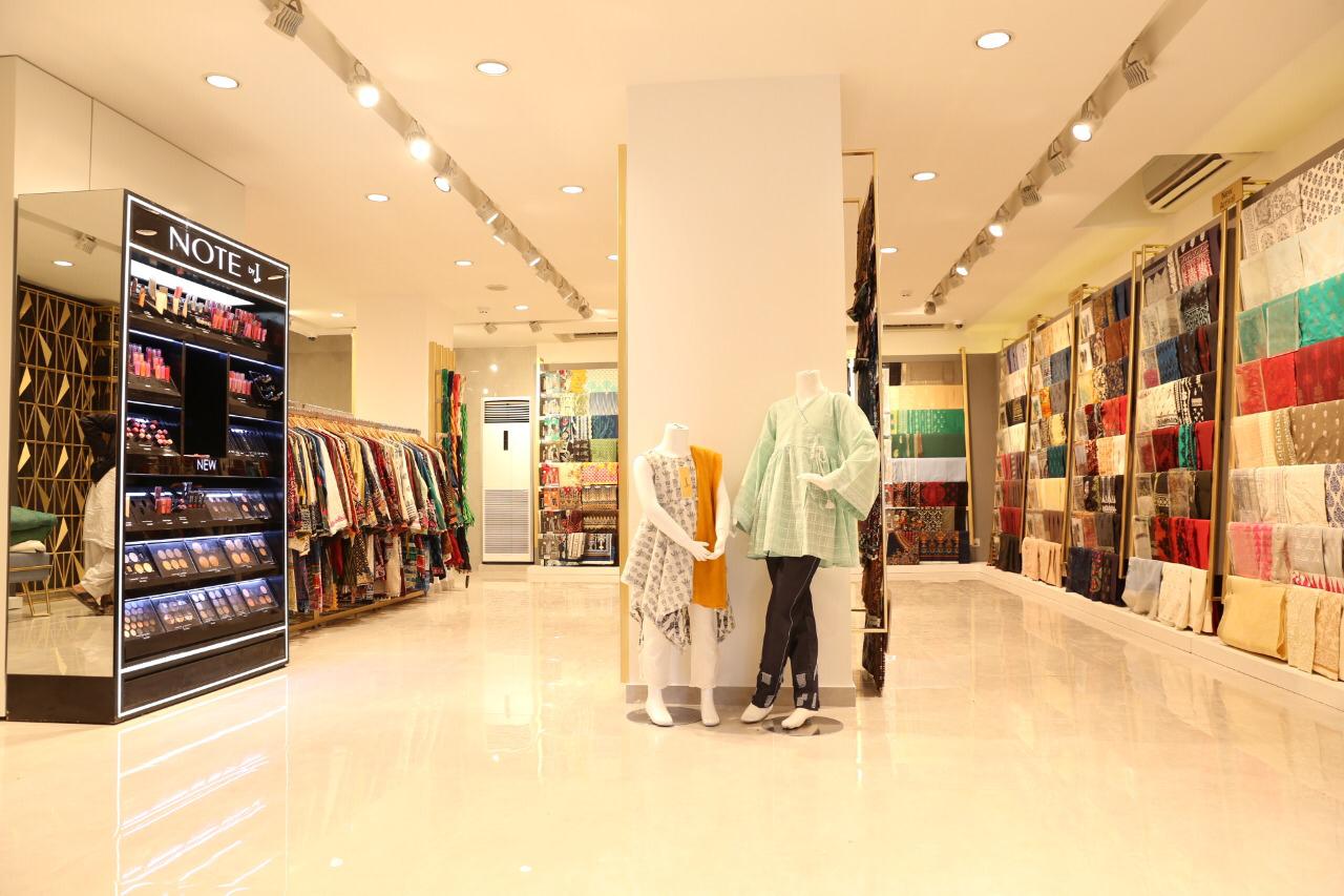 History of Junaid Jamshed Clothing Brand - Rangeen Fashion